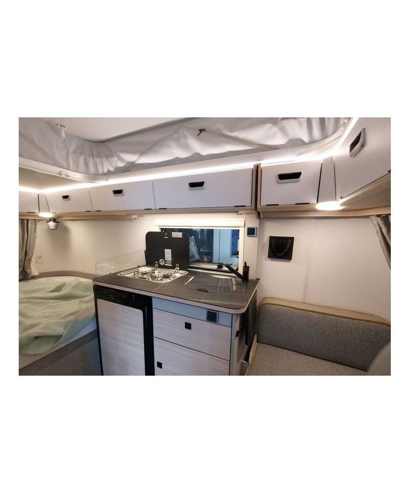 CARAVANE ERIBA TOURING FAMILIA 310 URBAN | Loisirs caravaning Saint ...